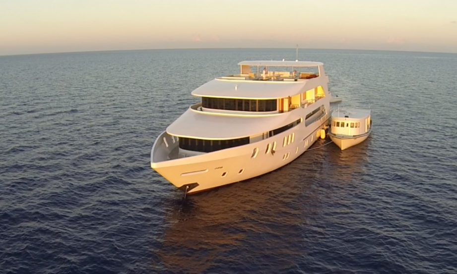 Adora - Tauchsafari auf den Malediven